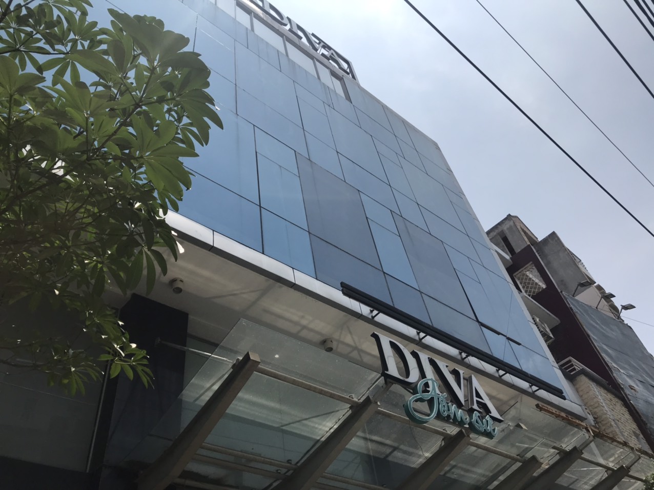 Cao ốc D5 BUILDING - Đường D5 - Quận Bình Thạnh